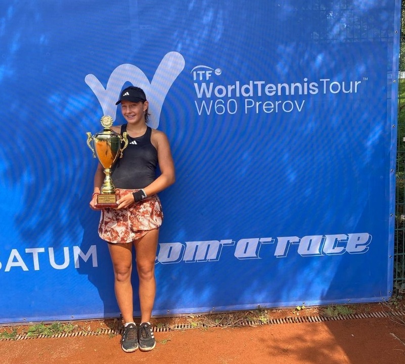 Mia Ristić za istoriju | Tenis Uživo